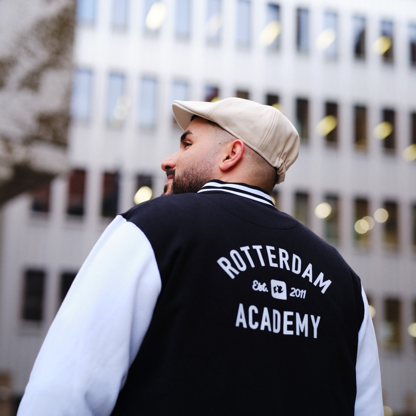 2 jaar werken aan je toekomst - Hogeschool Rotterdam